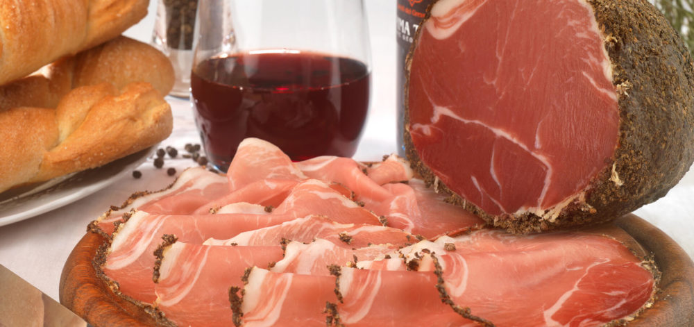 Peppered Prosciutto Crudo Fiocchetto | Salumificio Menatti