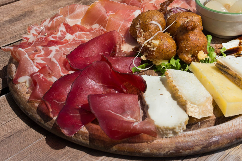 Sciatt con Casera e Bresaola della Valtellina IGP Menatti | Menatti